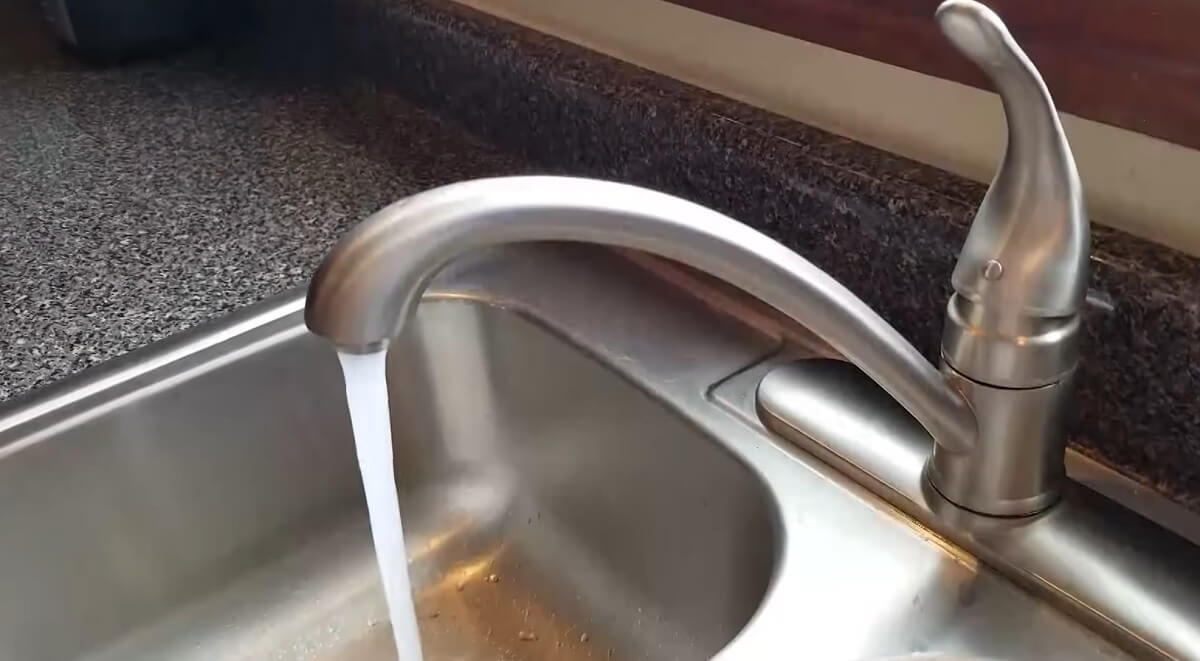 The Flow Rate Of Kitchen Faucets | Know and Save Water Bill